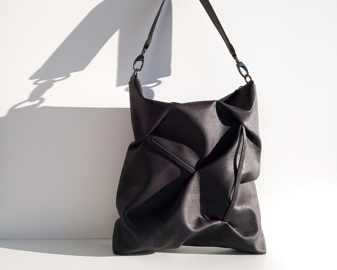 6 Reasons Why Vegan Cork Handbags Are Better! - HZCORK